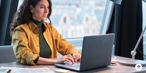 HubSpot CRM vs Zoho CRM: Comparing Features, Integrations, and Pricing HubSpot CRM vs Zoho CRM: Comparing Features, Integrations, and Pricing